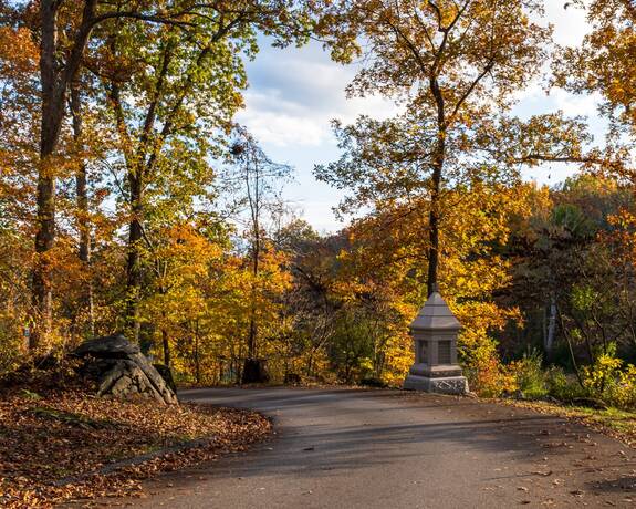 Take a drive to Amblebrook and enjoy fall foliage in Gettysburg